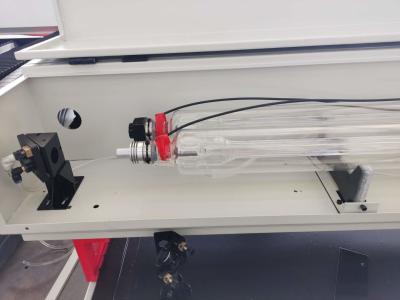 Cina Tagliatrice minima del laser di CO2 150W di CA 220v 50HZ 60HZ 18000mm/ in vendita