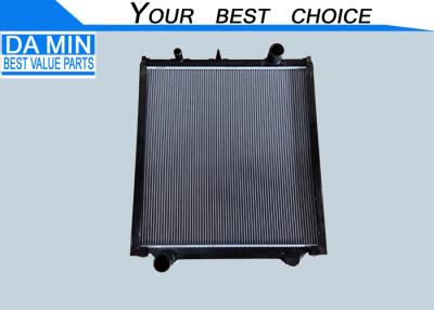 Chine 10PE1 Radiateur 1214107950 Noyau de refroidissement en aluminium Taille standard Coque en plastique Pièces de moteur de camion lourd Isuzu CXZ à vendre