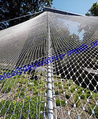 China Middle connect method of our animal protection net for sale