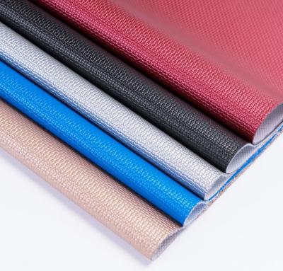 Cina Il bene durevole impresso del cuoio del PVC del modello impermeabilizza 0.5MM per la cassa cosmetica dei bagagli della borsa in vendita