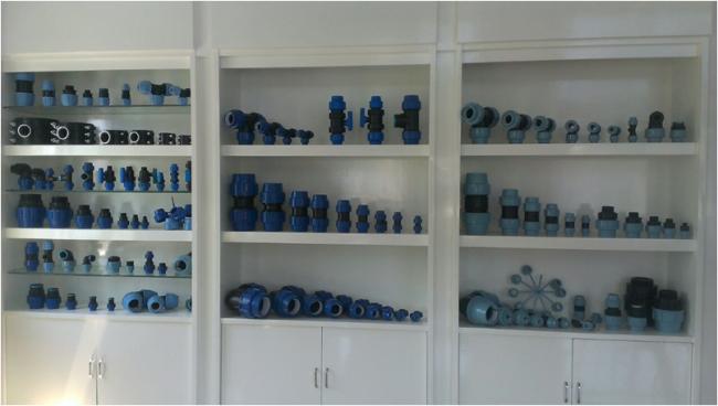 Drip Irrigation Pipe Fittings Plastic PP PE Compression HDPE Pipe Fittings Coupling PVC Plumbing Pipe Fittings