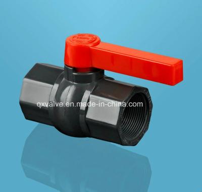 Cina Valvole a sfera fisse per uso industriale Valvole a sfera in PVC di design superiore in vendita in vendita