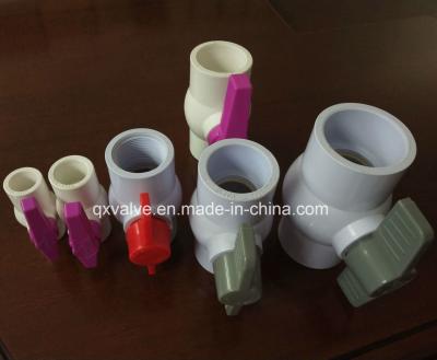 Cina Valvola a sfera compatta in PVC ASTM personalizzabile con richiesta personalizzata e maniglia farfalla in vendita