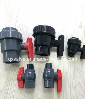 Cina M/F e F/F Forma di connessione Valvola a sfera di PVC adatta all'irrigazione in vendita