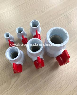中国 固定構造 PVC バターフライ ハンドル 白色 ソーケットボールバルブ 農業用 販売のため
