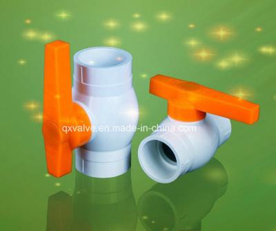 Cina Valvola a scarico Manica di colore arancione Valvola a sfera in PVC per prestazioni ottimali di irrigazione in vendita