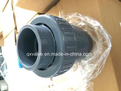 China Industriële toepassing UPVC enkelvoudige kogelklep F/M F/F met rechtdoorlopend kanaal Te koop