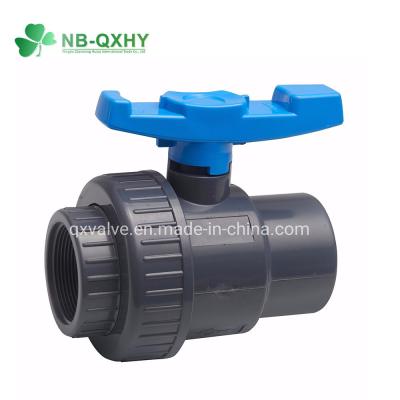 Cina Valvola a sfera a presa o a filo standard DIN in PVC M/F con maniglia di tipo in vendita