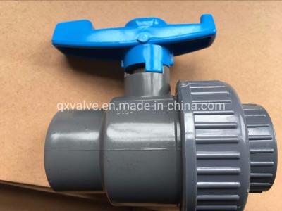 Cina Valvola a sfera a canale rettilineo tipo PVC/UPVC Valvola a sfera a unione singola 4 pollici Valvola in plastica in vendita