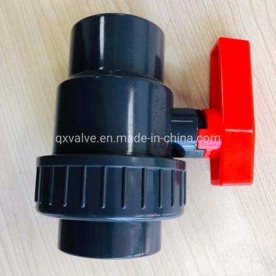 Cina Valvola a sfera di unione singola in PVC DIN Pn16 per temperatura normale e funzione di spegnimento in vendita