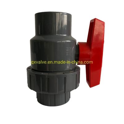 Cina Irrigazione UPVC Unione unica Valvola a sfera fissa Pn10 Pn16 Canale diretto attraverso tipo in vendita