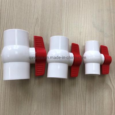 Cina 1/2 prime prime Inch PVC Valvola a sfera unidirezionale Maniglia rossa per protezione UV e industriale in vendita