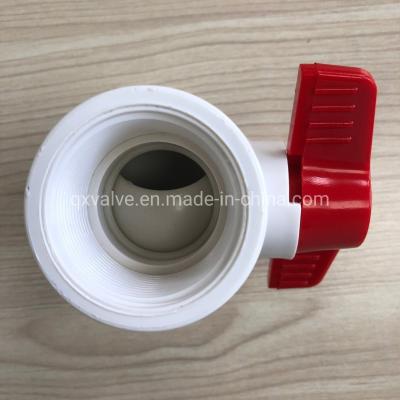 Cina Plastico 1/2 prime prime Butterfly Handle PVC Valvola a sfera bianca con funzione Blow-Down in vendita
