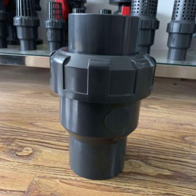 中国 QX 標準 PVC パイプ ユニオン 効率的に設計された灌輸水供給のためのチェックバルブ 販売のため