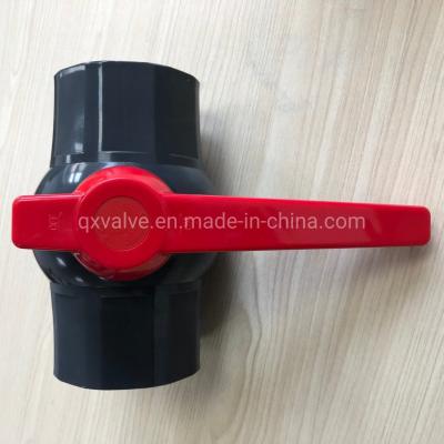 Cina Valvola a sfera ottagonale in PVC in plastica nera con filo femminile standard JIS in vendita
