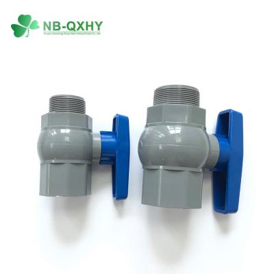 Cina Modalità di guida manuale Valvola a sfera ottagonale in PVC grigio con connessione a filo maschile femmina in vendita