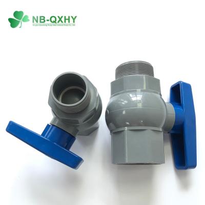 Cina Modalità di guida manuale Valvola a sfera ottagonale in PVC grigio con connessione a filo maschile femmina in vendita