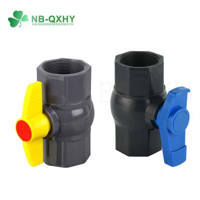 China 1/2 polegada a 4 polegadas de comprimento de manobra octogonal plástico PVC válvula de esfera para operação manual à venda