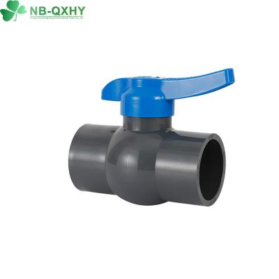 Cina Manuale di drenaggio dell'acqua per edifici Valvola a sfera ottagonale compatta in PVC per sistemi di irrigazione in vendita