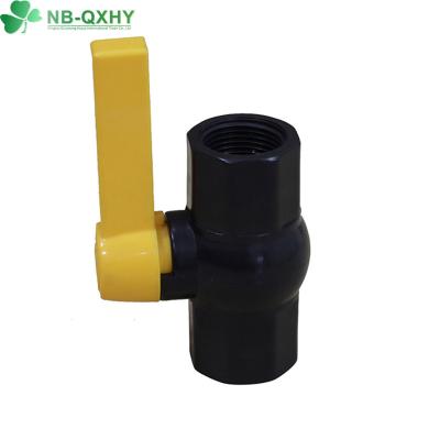 China Op maat gemaakte aanvragen PVC Compact Ball Valve met Socket/Thread End en Plastic Handles Te koop