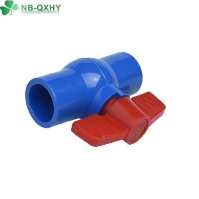 Cina Valvola a sfera compatta in PVC versatile da 11/4