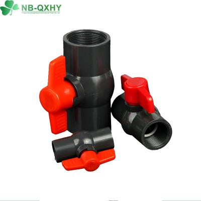 Cina Valvola a scatto con filo cinese PVC Valvola a sfera ottagonale con maniglia ABS rosso e blu in vendita