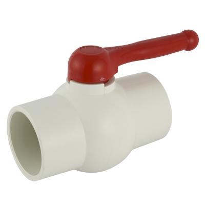 中国 パーソナライゼーションオプションの長柄とUV耐性のあるプラスチックPVCUPVCボールバルブ 販売のため