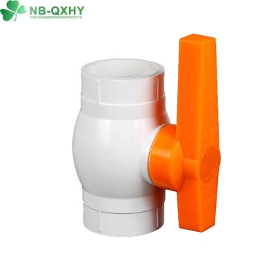 Cina Valvola a sfera di irrigazione a bassa temperatura di tipo PVC per il sistema di approvvigionamento idrico in vendita