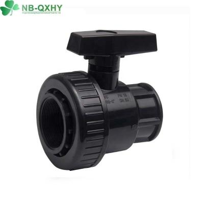 Cina 1-1/2 prima Valvola a sfera in PVC flessibile Perfetta per campo agricolo a pressione media in vendita