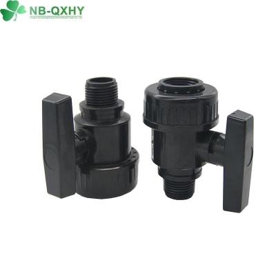 Cina PTFE Seat Seal PVC Single Union Ball Valve per il settore dell'irrigazione del sistema di tubazioni del Medio Oriente in vendita
