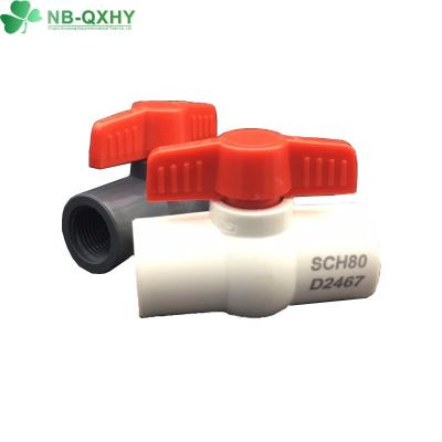Cina Richiesta di campione Valvola a sfera compatta in PVC ad alto spessore personalizzata per il trattamento delle acque reflue in vendita