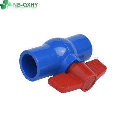 Cina Valvola a sfera di PVC compatta personalizzata in scatola colorata per i mercati della Thailandia e del Vietnam in vendita