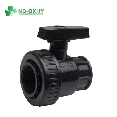 Cina Valvola a sfera di unione singola in PVC con filo maschio femminile richiesta campione temperatura normale in vendita