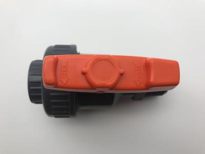 中国 通常温度のPVC M/F 単体ユニオンボールバルブ 販売のため