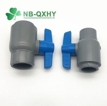 Cina Fittings di tubi in PVC Valvola a sfera compatta per uso industriale dell'acqua in piscina in vendita