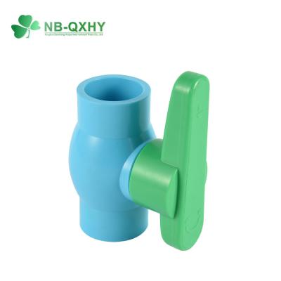 Cina Valvola a sfera in PVC a presa ANSI da 1/2 a 2 pollici con maniglia gialla Valvola a scarico per media d'acqua in vendita