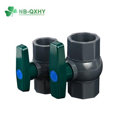 China Pn16 3 polegadas corpo cinza PVC válvula de bola octogonal com alça verde solicitação personalizada à venda
