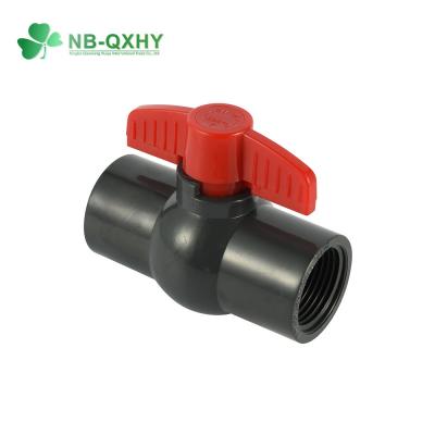 Cina Valvola a sfera ottagonale per il trattamento dell'acqua con funzione di spegnimento del materiale 100% PVC inclusa in vendita