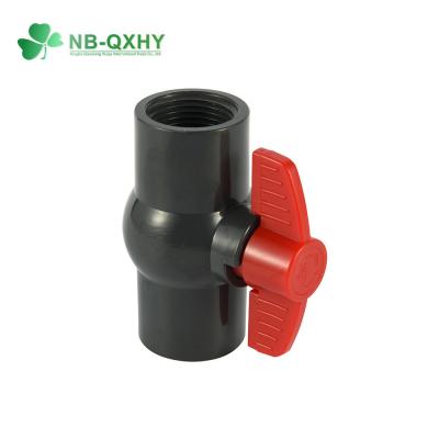 Cina Valvola a sfera ottagonale per il trattamento dell'acqua con funzione di spegnimento del materiale 100% PVC inclusa in vendita