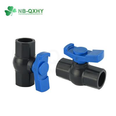 Cina Valvola a sfera a filo BSPT in plastica blu / manico in PVC per irrigazione Opzione di personalizzazione in vendita