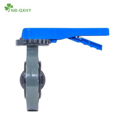 Cina JIS/DIN/BS/ANSI/NPT/BSPT Standard 50-100mm PVC due PCS Valvola a sfera per uso domestico in vendita
