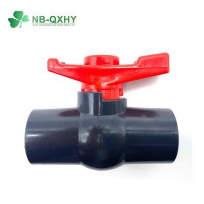 Cina Valvola a sfera ottagonale in PVC/UPVC in plastica resistente alle alte temperature per l'industria del Medio Oriente in vendita