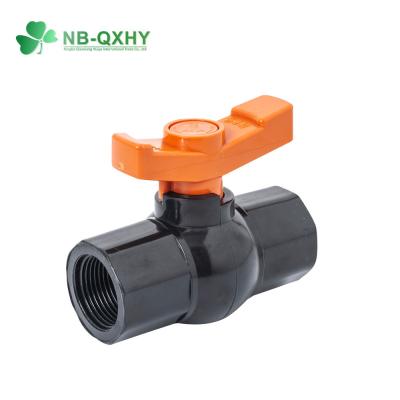 Cina Valvola a sfera ottagonale in PVC/UPVC in plastica resistente alle alte temperature per l'industria del Medio Oriente in vendita