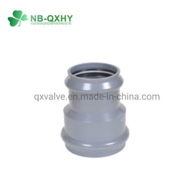 Cina Radiazione UV UPVC/PVC Pipe Fitting Joint Tre rubinetto uguale Tee DIN con anello di gomma in vendita