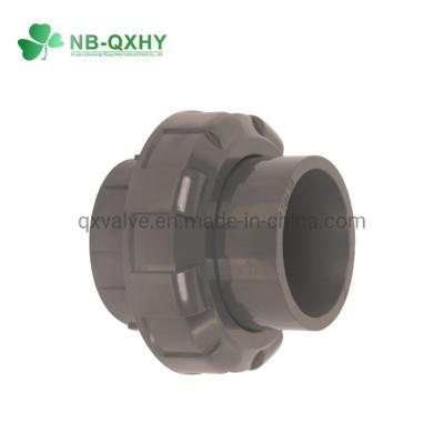 Cina 90° angolo QX PVC Socket Union Joint Fitting per l'approvvigionamento idrico Pn16 DIN tubo QX in vendita