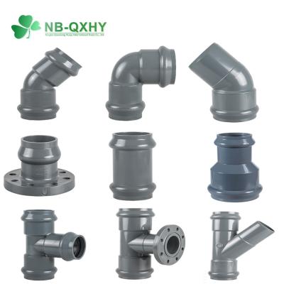 Cina Fornitura d'acqua Pvc Fitting Rubber Ring Joint Equal Tee Reducing Tee con disegno laterale in vendita