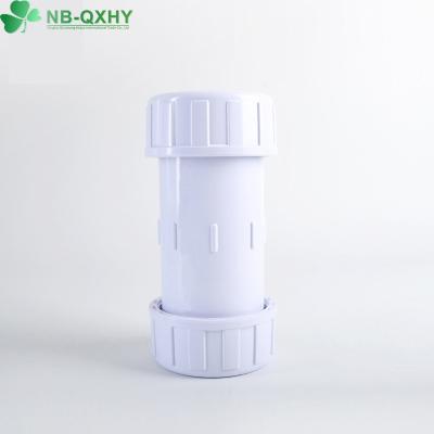 Cina Fittings per tubi in PVC a connessione rapida per tubi in plastica di tipo 1-1/4 in sistemi di tubi robusti in vendita