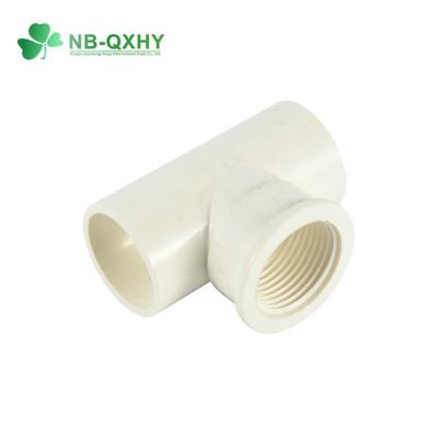 China Cores personalizadas Aceita-se o encaixe em PVC branco Sch40 com desenho cruzado e padrão ANSI à venda