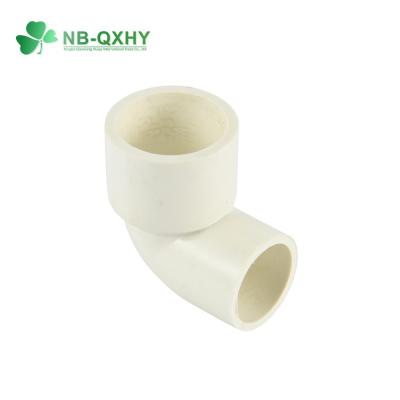 China Cores personalizadas Aceita-se o encaixe em PVC branco Sch40 com desenho cruzado e padrão ANSI à venda
