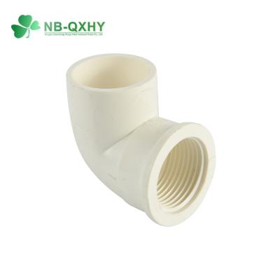 China Cores personalizadas Aceita-se o encaixe em PVC branco Sch40 com desenho cruzado e padrão ANSI à venda